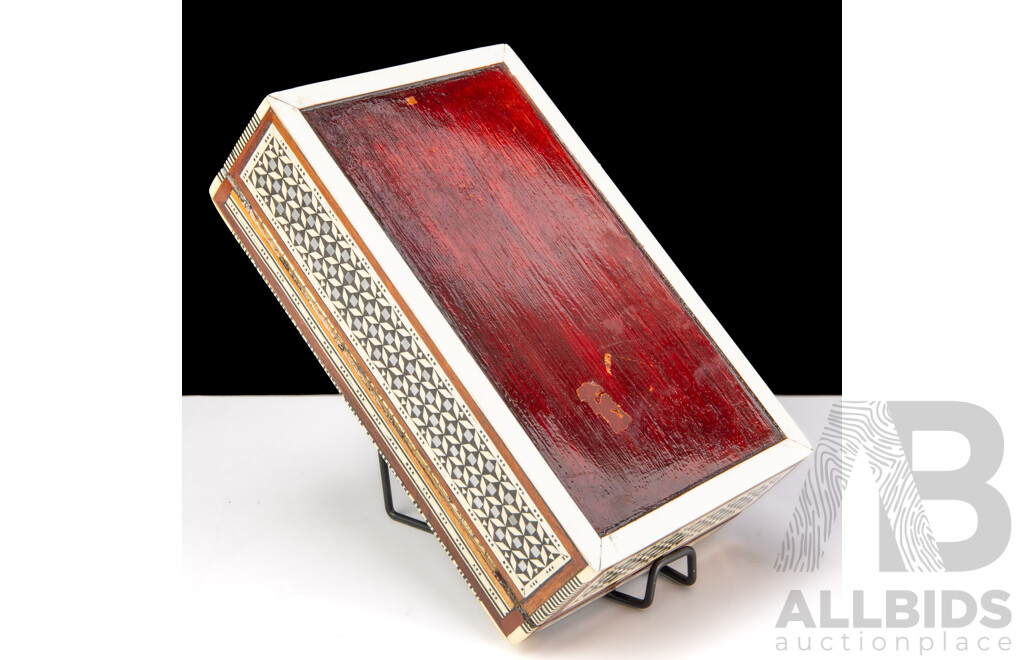Middle Eastern Sadeli Style Inlaid - Lot 1618240 | ALLBIDS