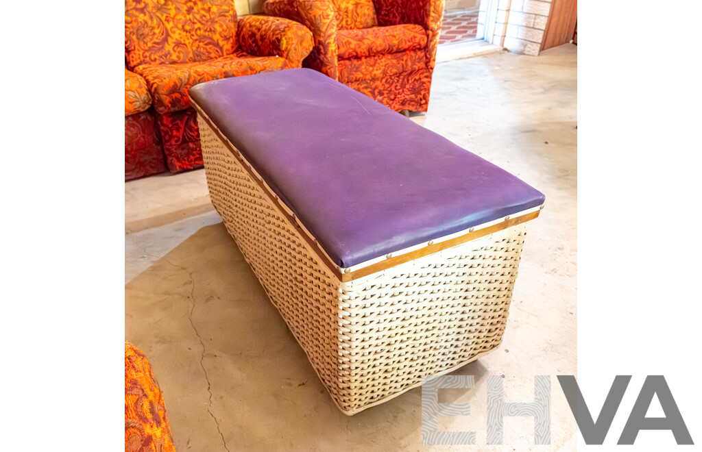 White Rattan Chest/Glory Box with - Lot 1624609 | EHVA