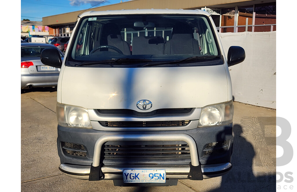 2/2009 Toyota Hiace LWB TRH201R - Lot 1616060 | CARBIDS