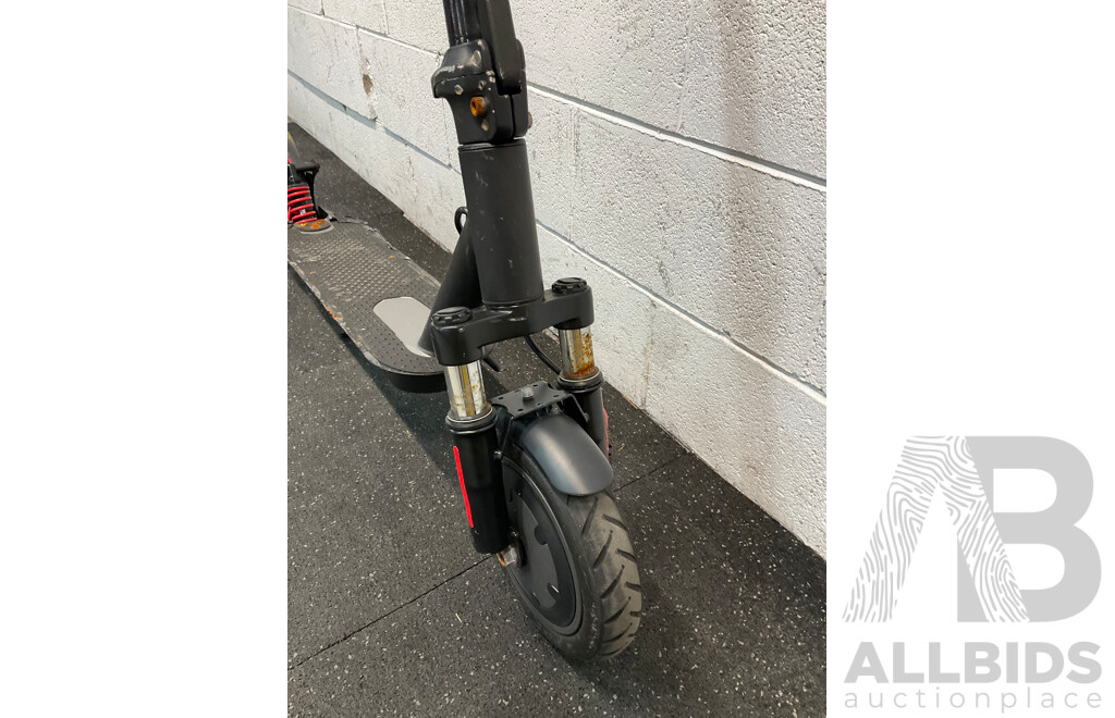 Electric Scooter - Lot 1616889 | ALLBIDS