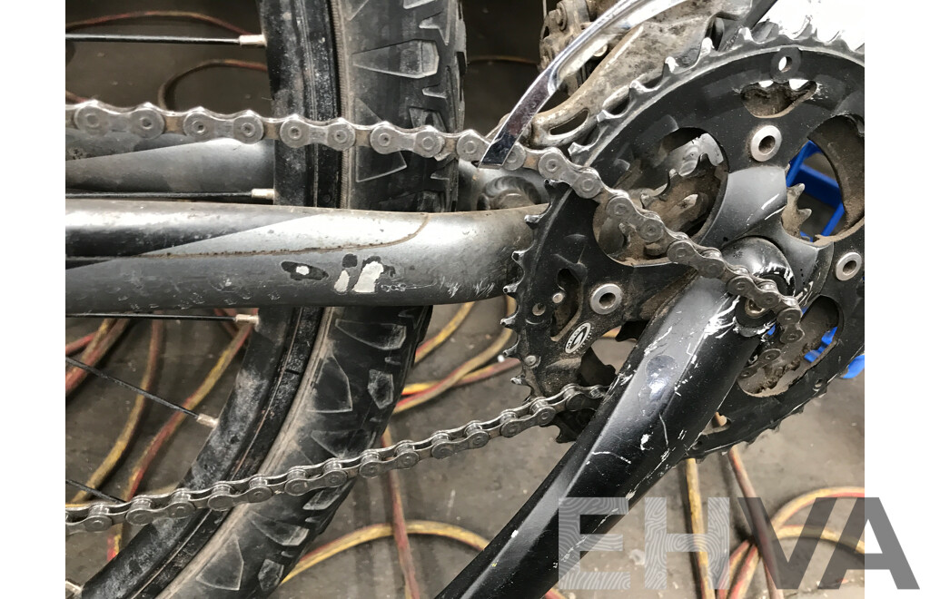 Giant Alias 27 Speed Mountain Bike - Lot 1636965 | EHVA