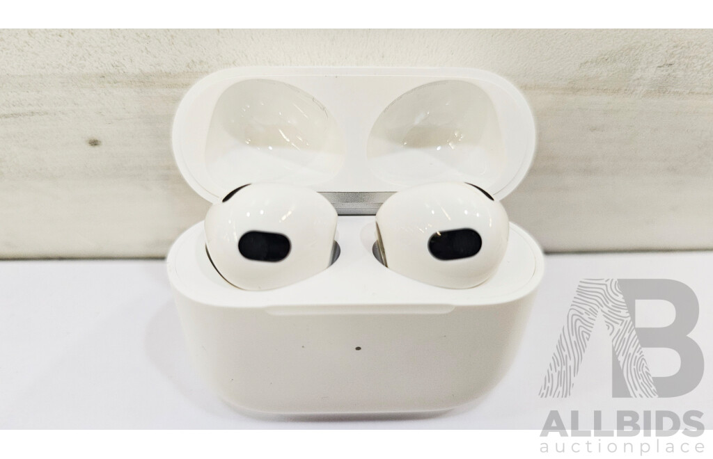 Apple (A2566) Airpods Gen 3 - Lot 1635251 | ALLBIDS
