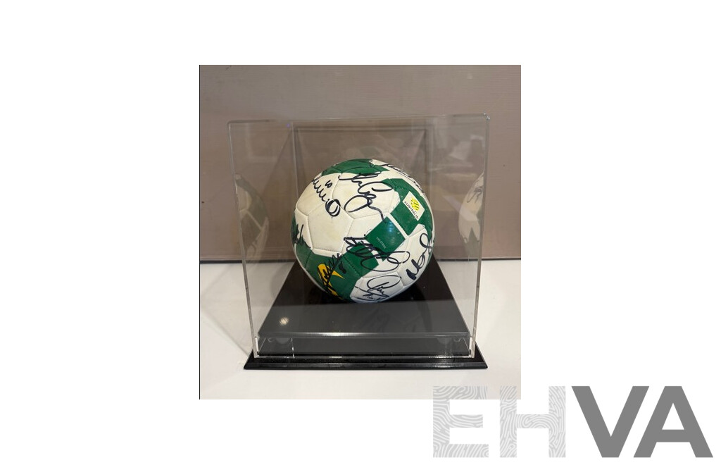 Signed 2010 Socceroos Team Ball - Lot 1633771 | EHVA