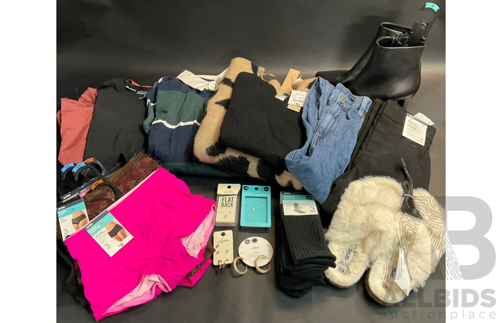 Assorted Men's and Women's Clothing - Lot 1634345 | ALLBIDS