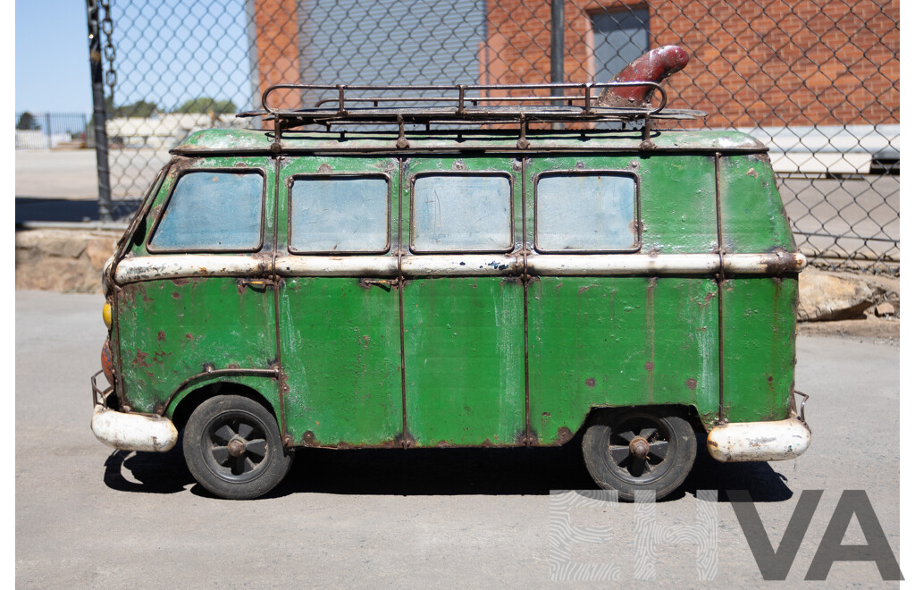Vintage VW Kombi Style Metal Esky - Lot 1640934 | EHVA