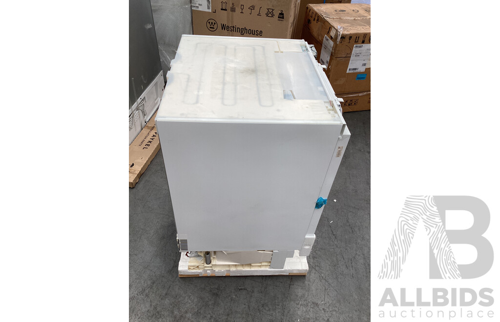 Liebherr 137L Underbench Integrated - Lot 1636793 | ALLBIDS